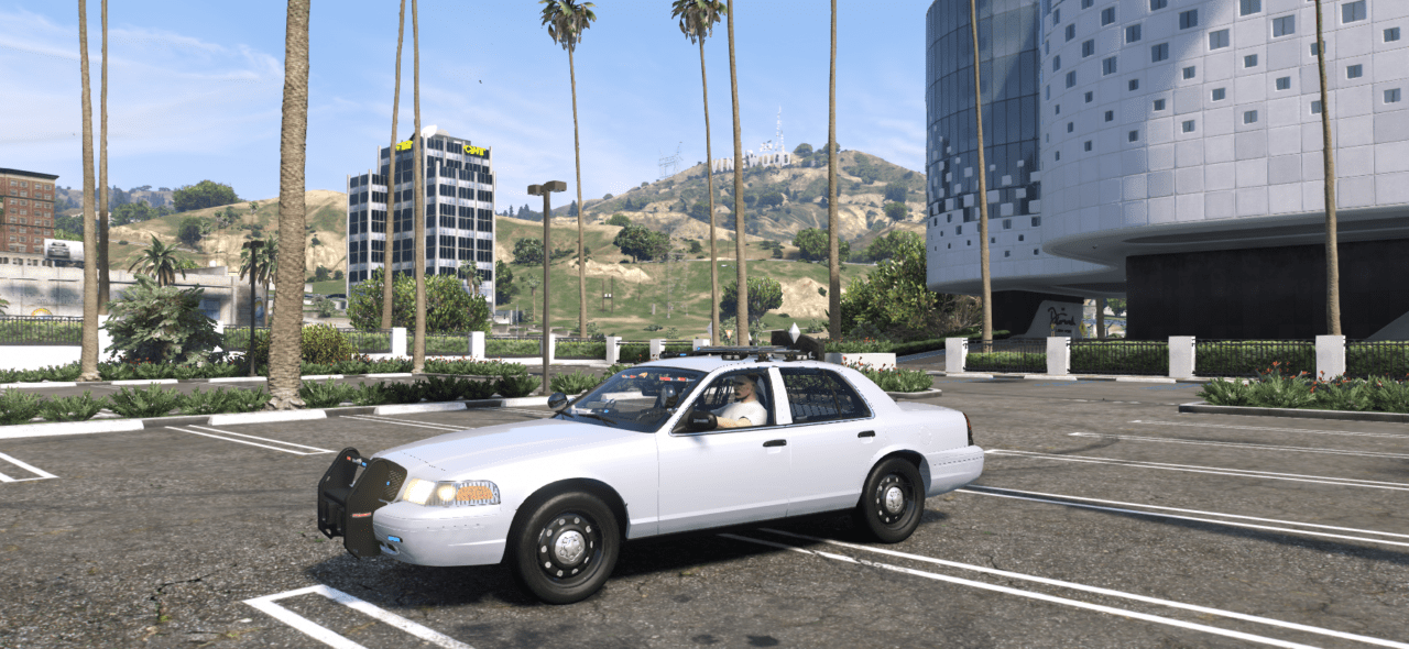 Ford Crown Victoria 2011 (Police) | FiveMRides - FiveM Ready ...